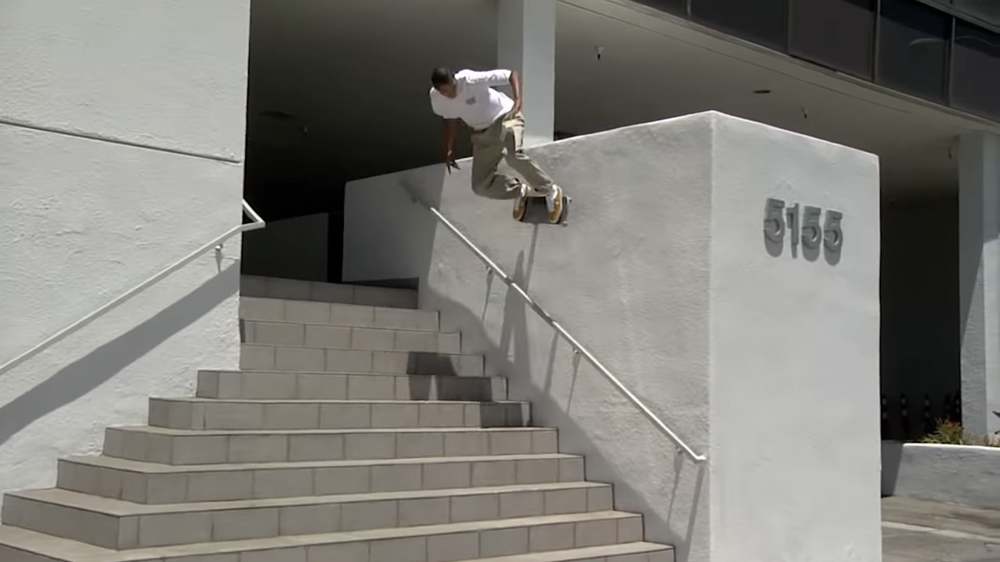 Louis Lopez - "lola"