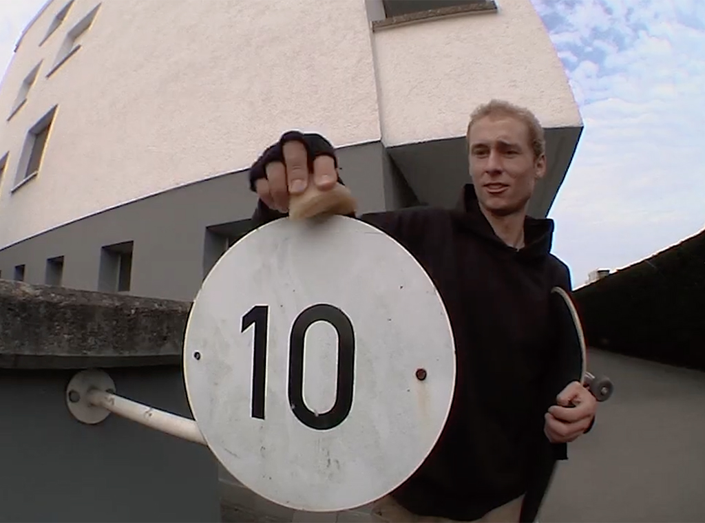 ANKLECAGE by Ivan Labalestra – place.tv