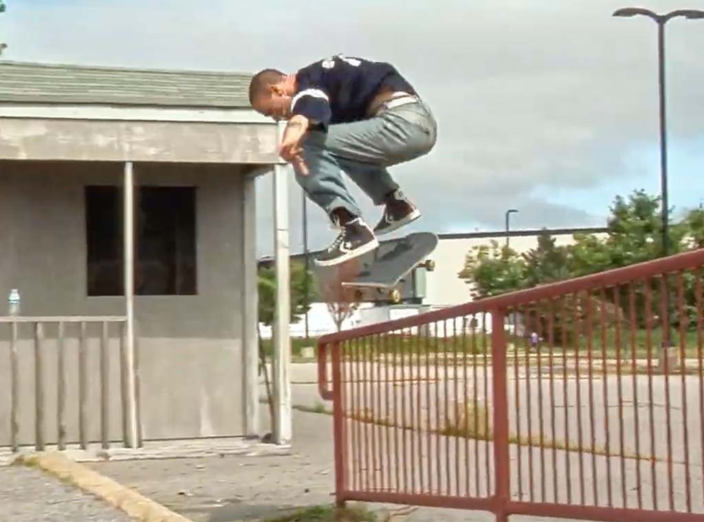 Bobby De Keyzer in "2411-QJ02 HD24" – place.tv